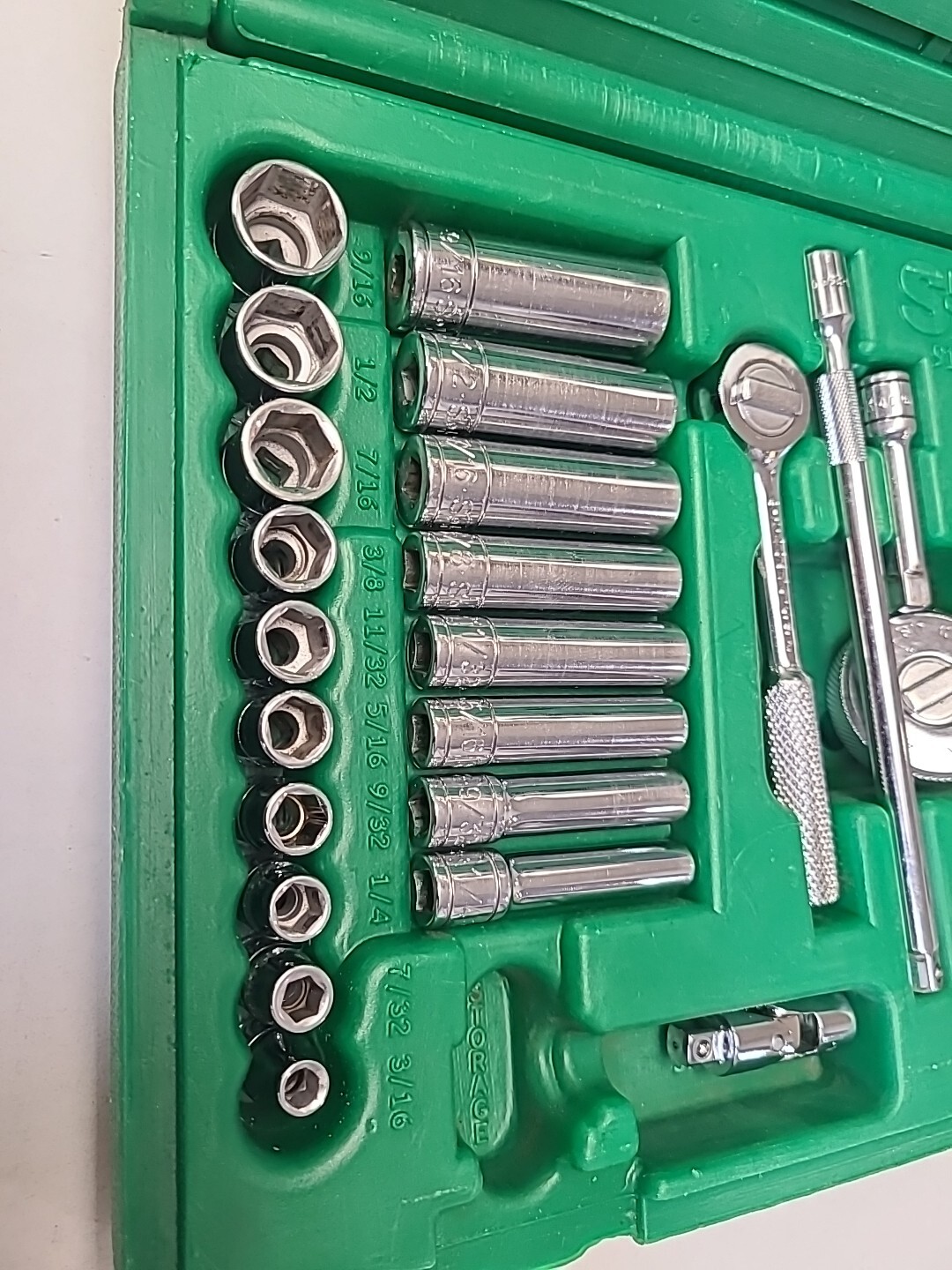 SK 91844 1/4" 44 Pcs 6 Pt Std & Deep Metric & SAE Socket Set Old SK ...