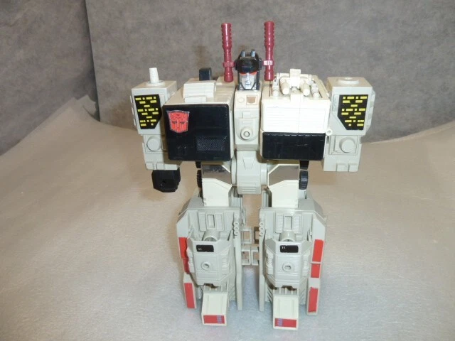 Transformers Metroplex Vintage 1985 G1 Action Figure