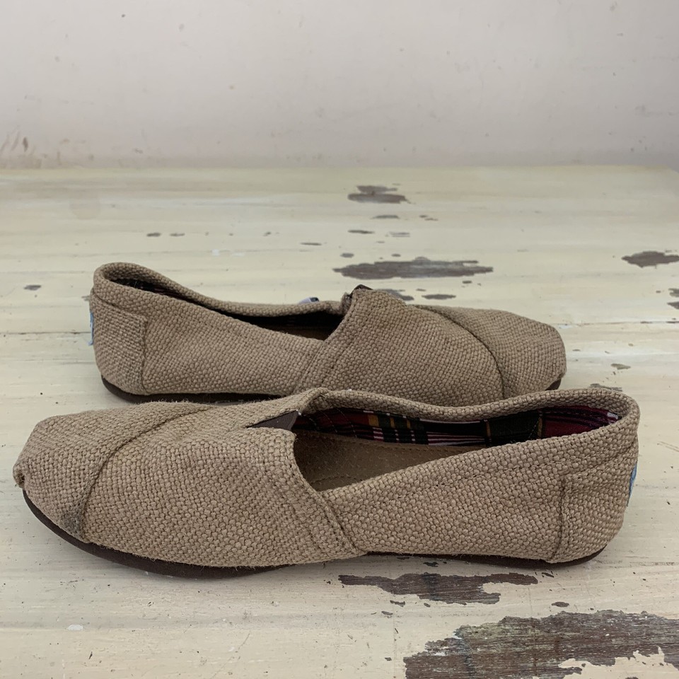 TOMS - Beige Khaki Canvas Slip On Flats Shoes, Fits Womens 7-7.5 - MUST ...