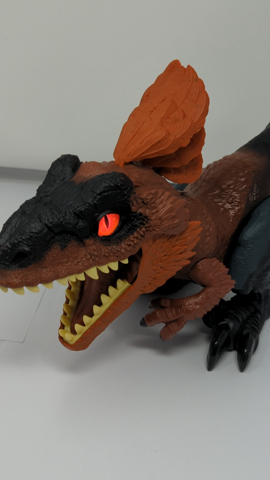 Jurassic World Dominion Uncaged Pyroraptor Dinosaur Toy Ultimate Motion ...