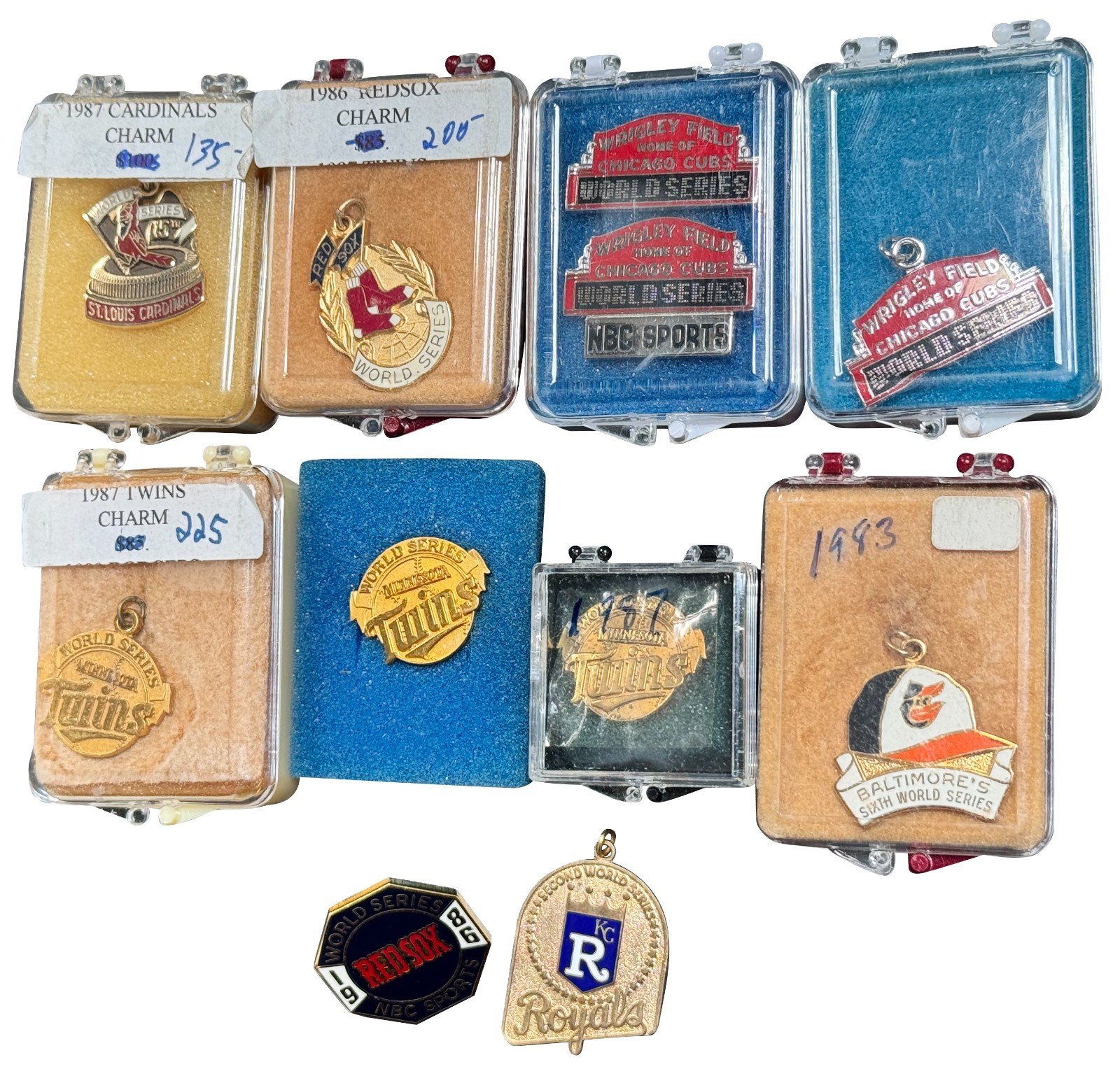 Vintage 1980s - Lot of 11 MLB World Series Press Pins/Charms Excellent ...