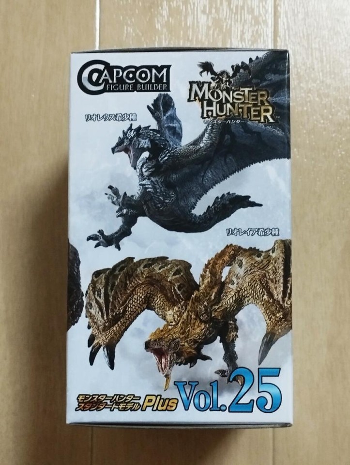Capcom Monster Hunter Gold Rathian Figure Builder Standard Model used ...