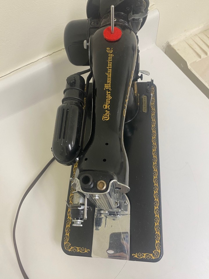 Vintage Antique Singer Sewing Machine | eBay