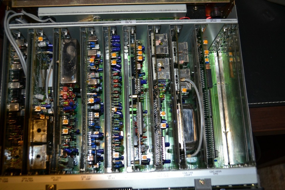 JRC JST-135 HF Ham Radio Transceiver