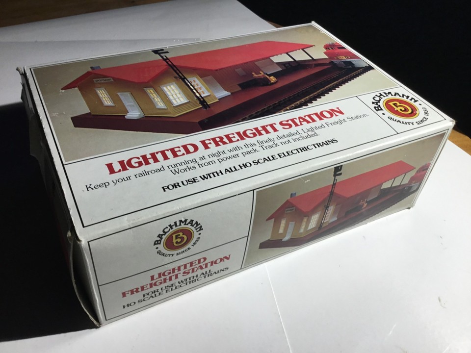 Bachmann Ho Scale Lighted Freight Station Building Kit: NIB | eBay