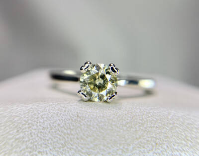 14k White Gold Fancy Light Yellow Round Brilliant Diamond Engagement ...