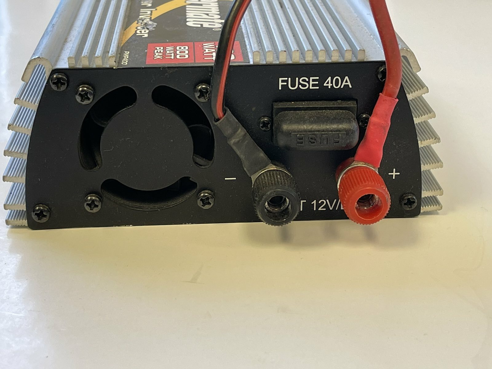 Coleman Powermate 400 Watt Power Inverter 800 Watts Peak Surge 3.5 Amps ...