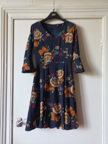 Tenki London Beautiful Floral Navy Midi Summer Dress Size S, Great ...