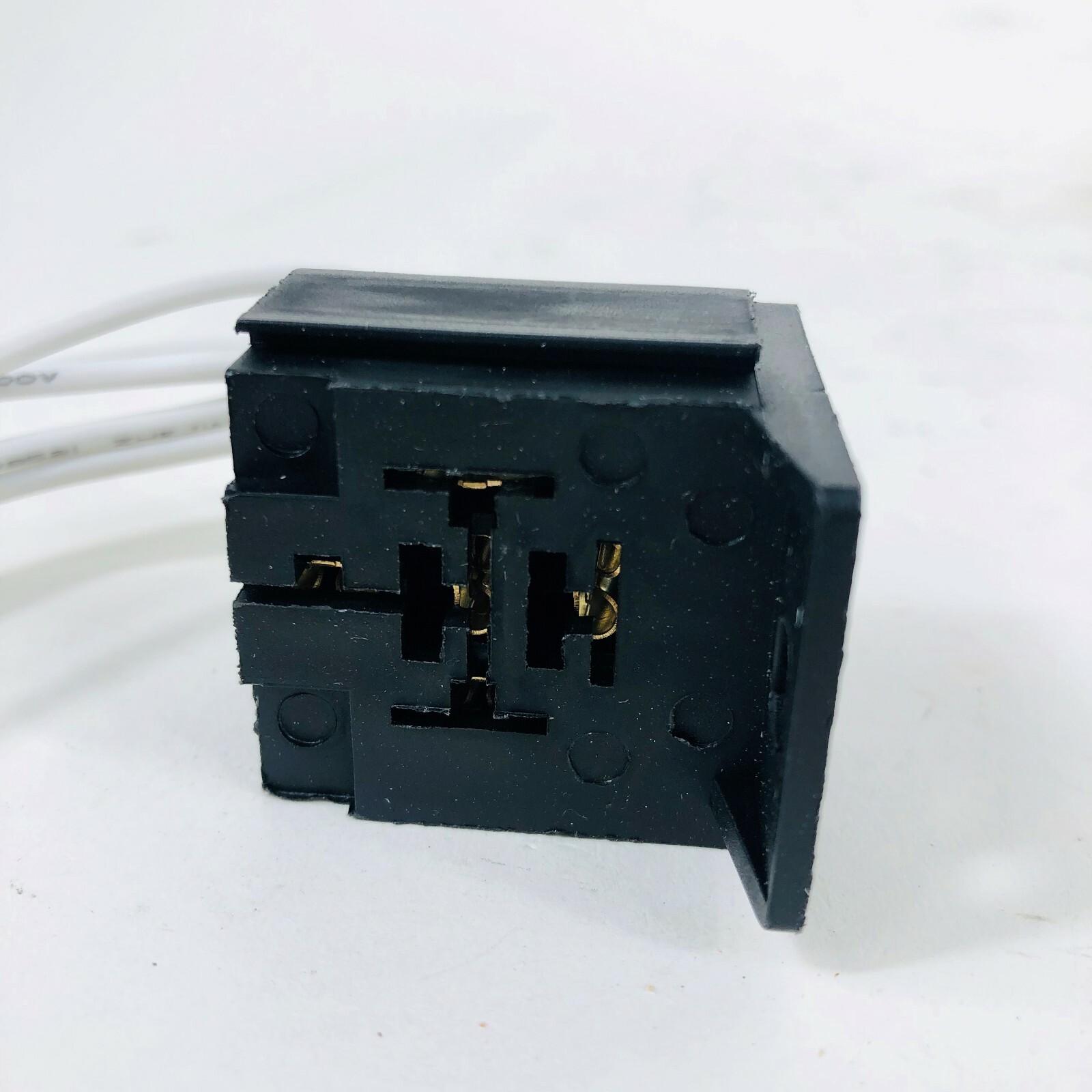 TRUCK AIR 11-3102 RELAY SOCKET FOR 4 OR 5 PRONG RELAY/ 113102, 9185 ...