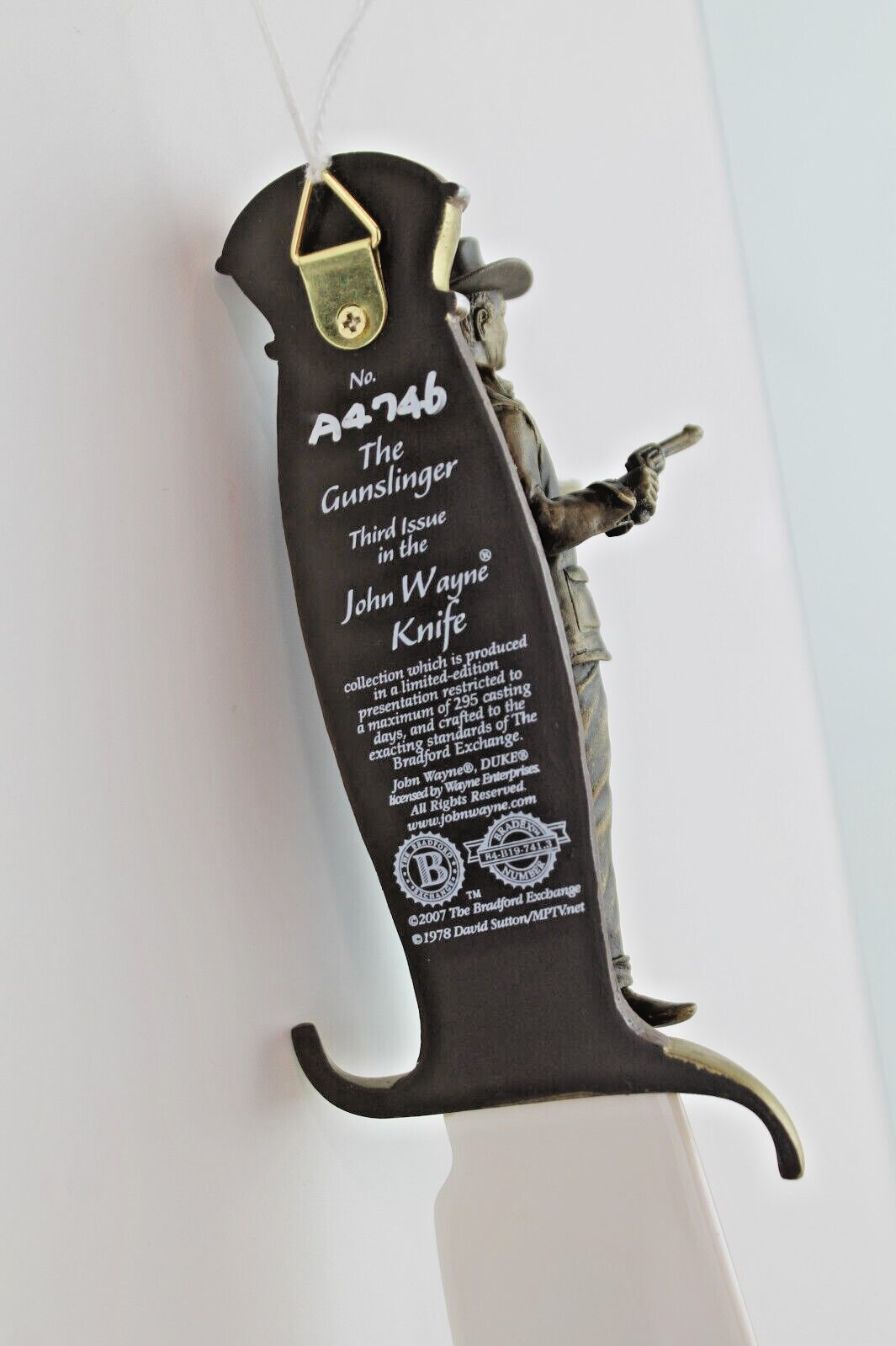 Bradford Exchange John Wayne "The Gunslinger" Replica Knife Plaque COA ...