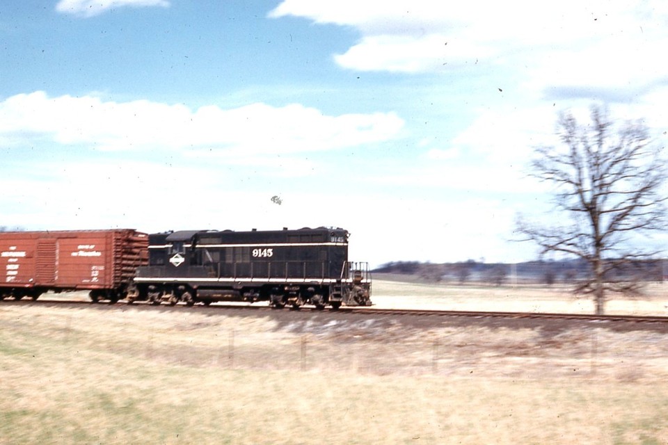 (Lot 3126, Set of 9) ILLINOIS CENTRAL FREIGHT ACTION Slides | eBay