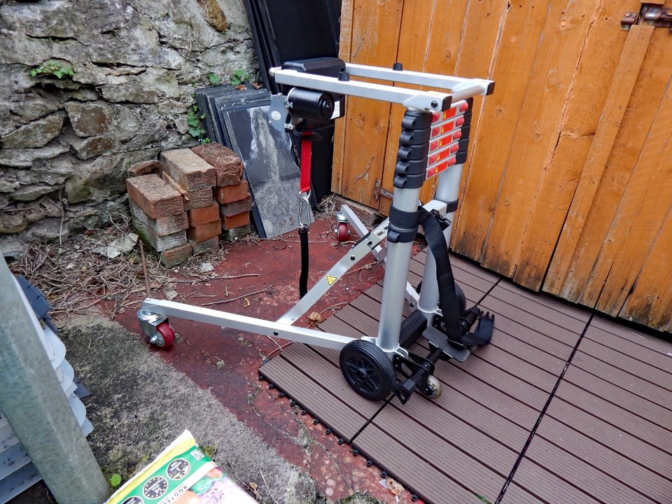 Solax Hercules folding car boot scooter hoist very good condition ...