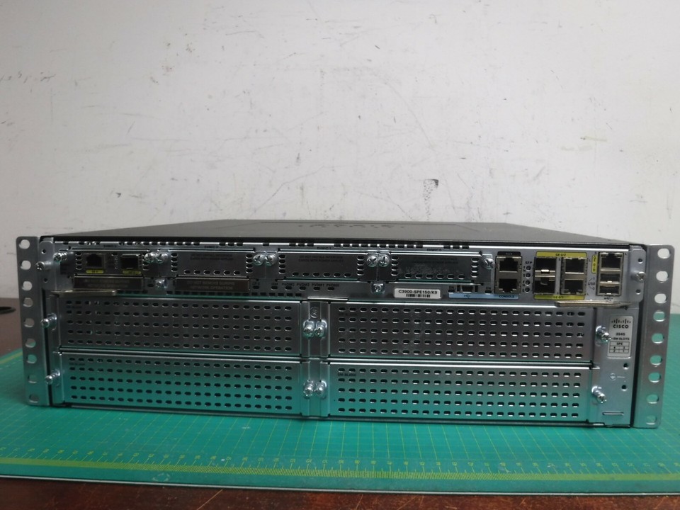Cisco 3945 CISCO3945-CHASSIS Integrated Services Router C3900-SPE150/K9 ...