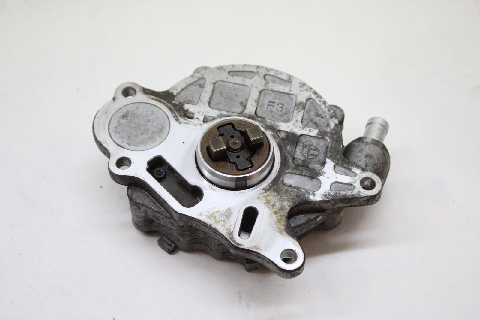 2013 VW PASSAT VACUUM PUMP 03L 145 100 OEM 13 | eBay