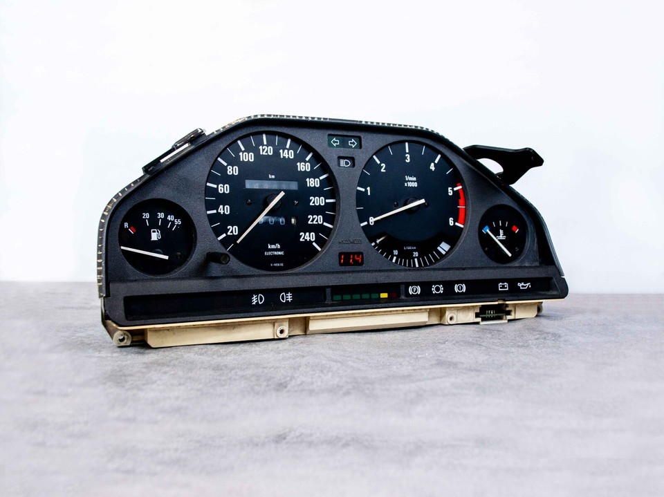 BMW E30 Instrument Cluster Check Light Voltmeter Add-On Mount Voltage ...