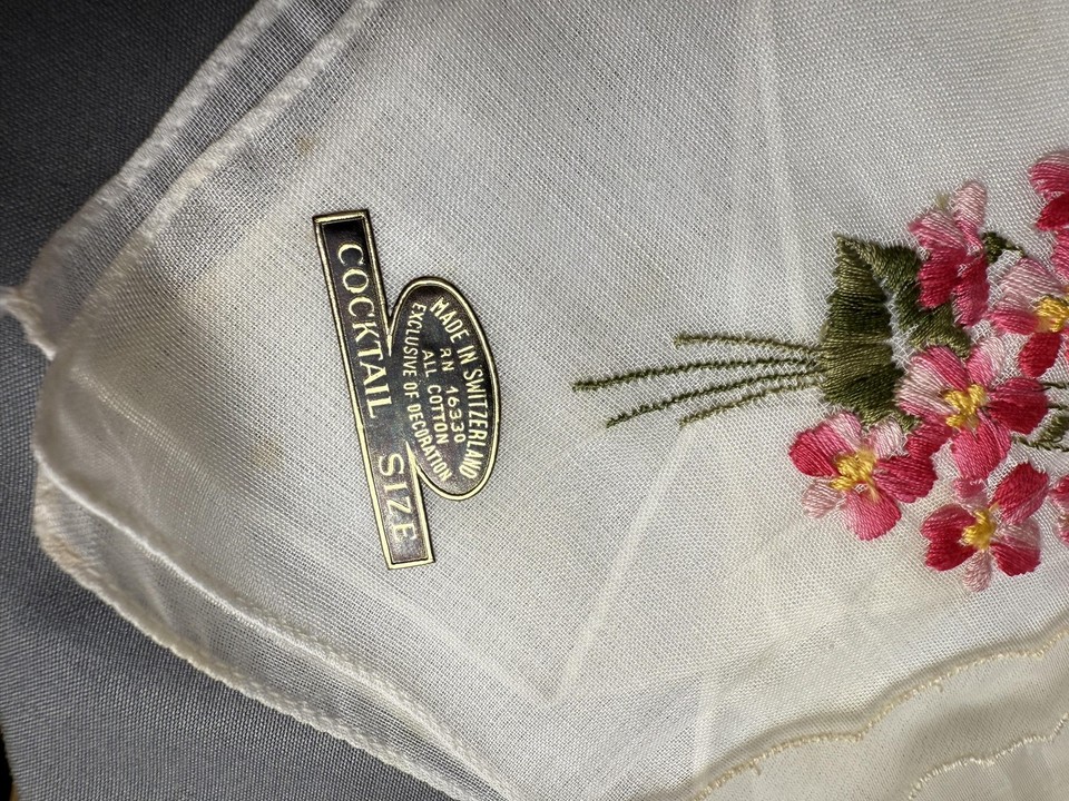 Vintage Swiss Embroidered Floral Handkerchiefs Set Heart Box Western ...