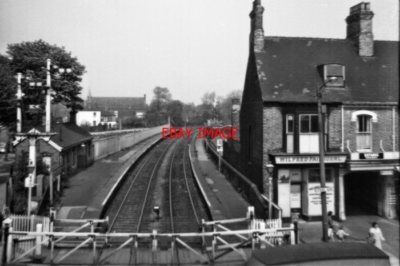 PHOTO HULL BOTANIC GARDENS RAILWAY STATION AND LEVEL CROSSSING IN 1963 ...