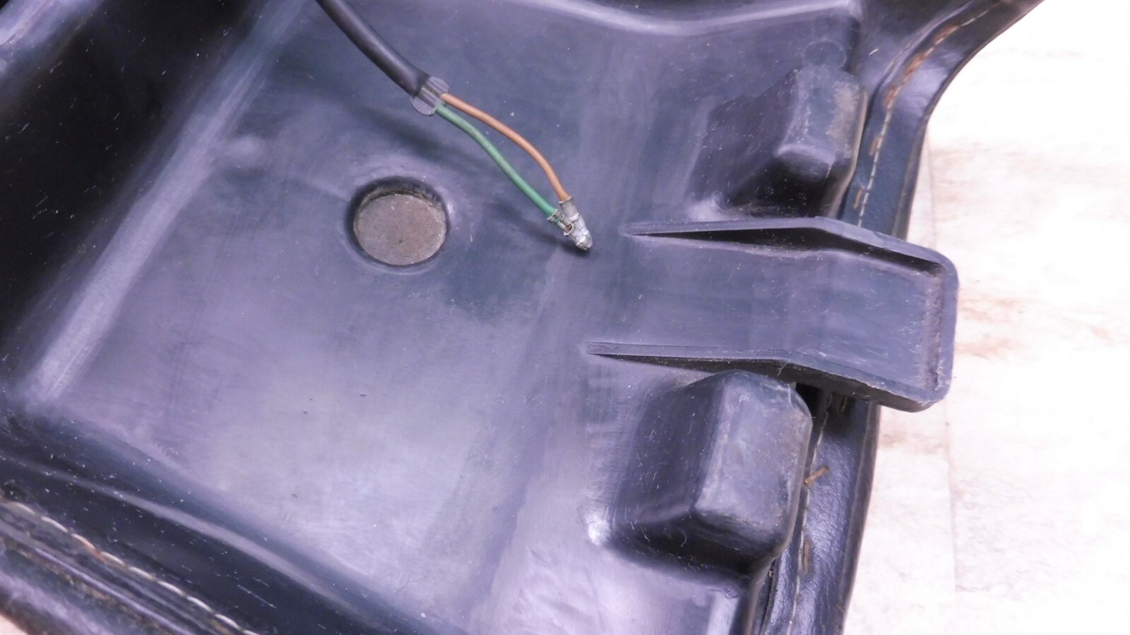 1980's Honda VT700/750C Shadow Rear Passenger Seat Sissy baBackrest ...