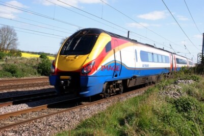 PHOTO CLASS 222 MERIDIAN 7-CAR DMU NO 222 001 THE ENTREPRENEUR EXPRESS ...