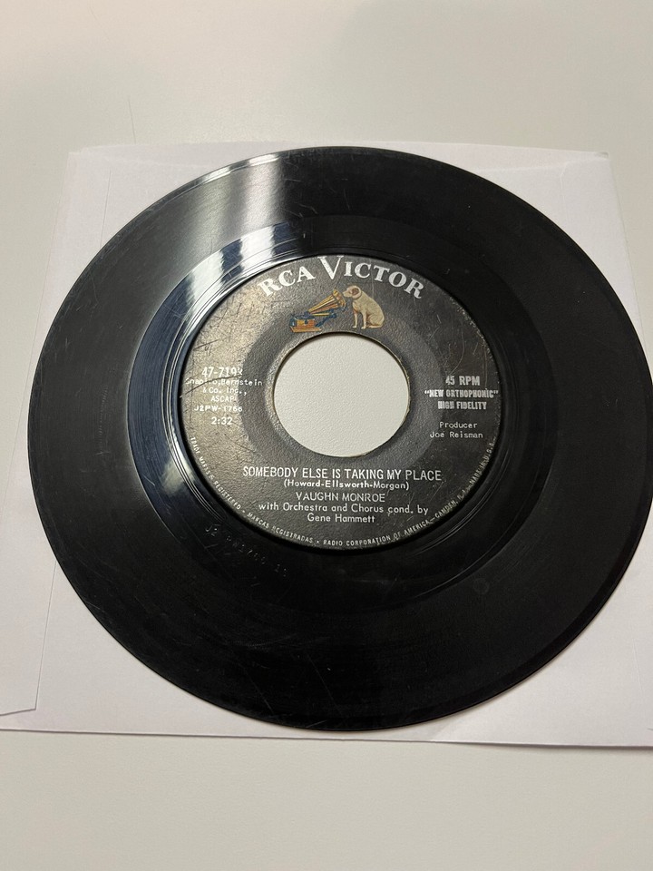 VAUGHN MONROE SOMEBODY ELSE IS TAKING MY PLACE / NO PIANO IN THIS HOUSE ...