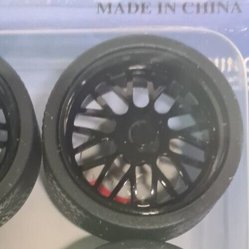 1/24 SCALE BLACK TYRES & WHEELS FOR 1/24 SCALE MODELS,APPROX 3.5CM WIDE ...