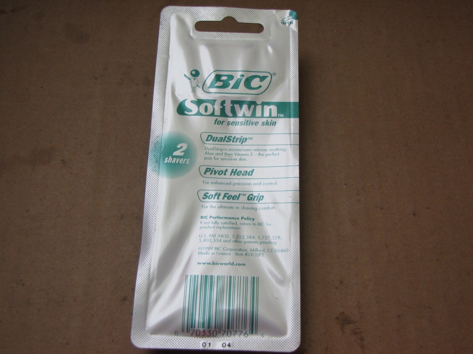 BIC Comfort Twin Sensitive Skin Razors for Men 12x2ct 070330707764a1308 ...
