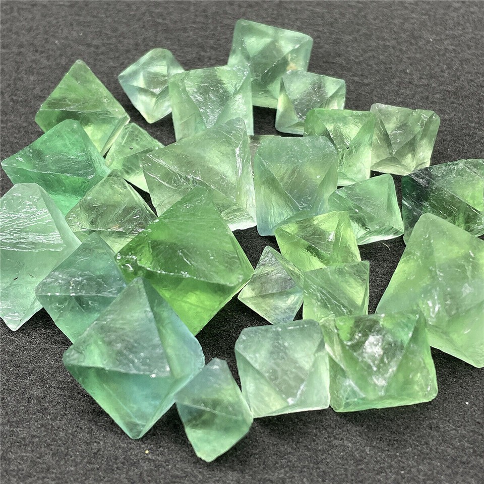 100g+ Mix Size Natural Green Fluorite Octahedron Quartz Crystal Mineral ...