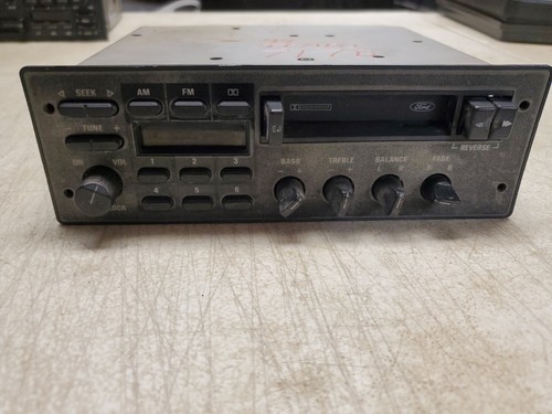 Late 80s early 90s Ford Aerostar Taurus Cougar AM FM Cassette Radio ...