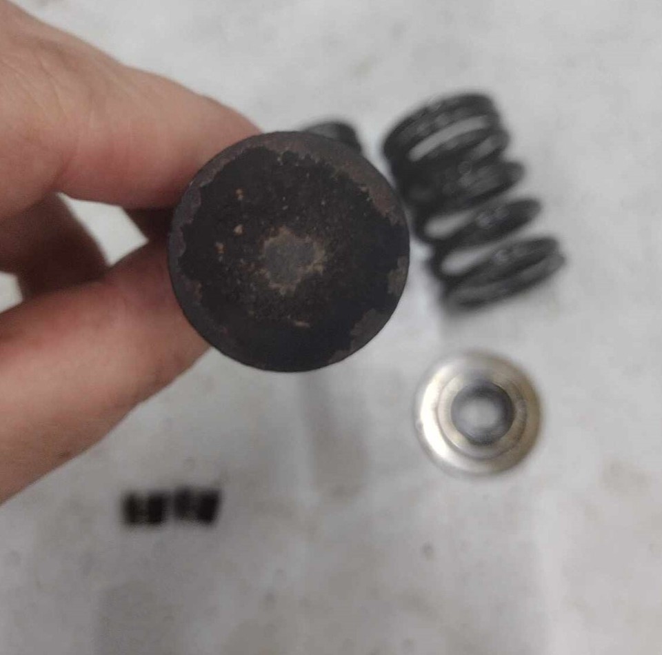 80-86 Yamaha XJ 650 700 750 Exhaust Valve Spring Assembly OEM 4H7-12121 ...