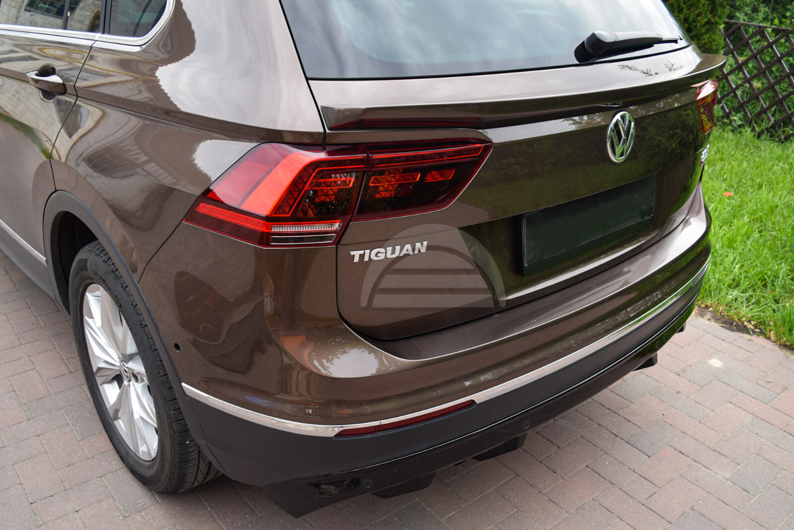 PARSAN rear middle trunk spoiler for Volkswagen Tiguan MK2 | eBay