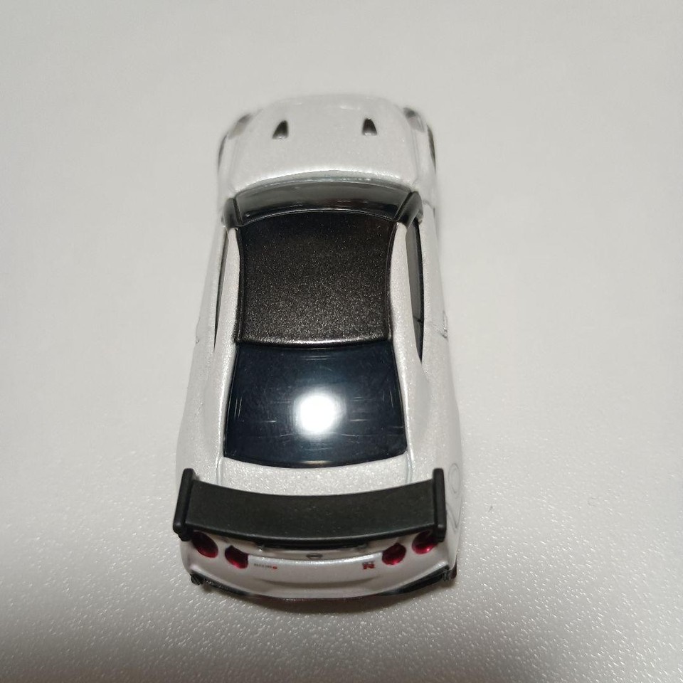 Nissan R35 GT-R NISMO Tomica Minicar | eBay