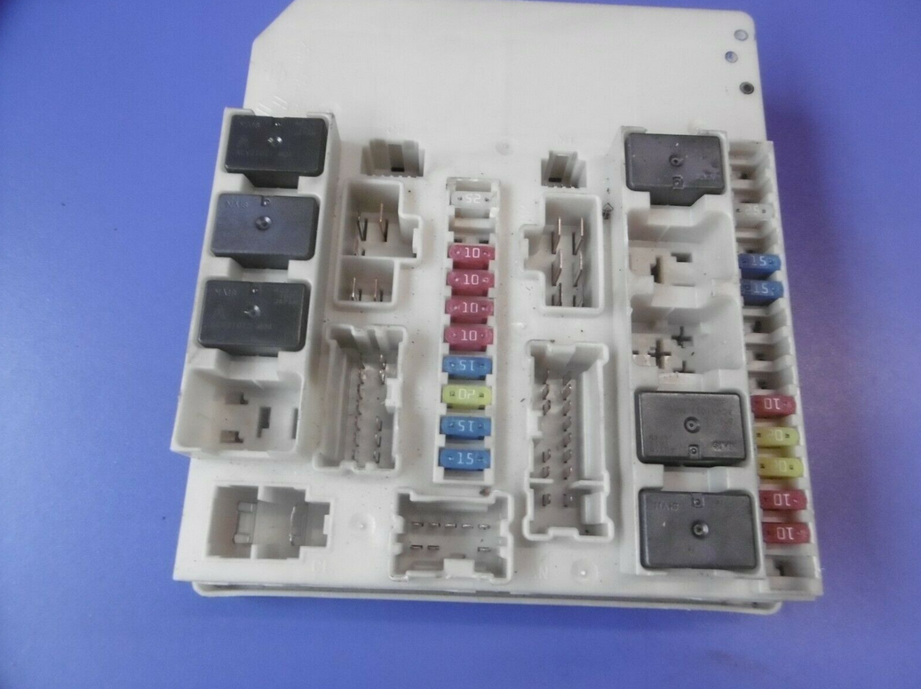 Renault Clio MK3 + Modus 2005-2012 engine compartment fuse box UPC ...