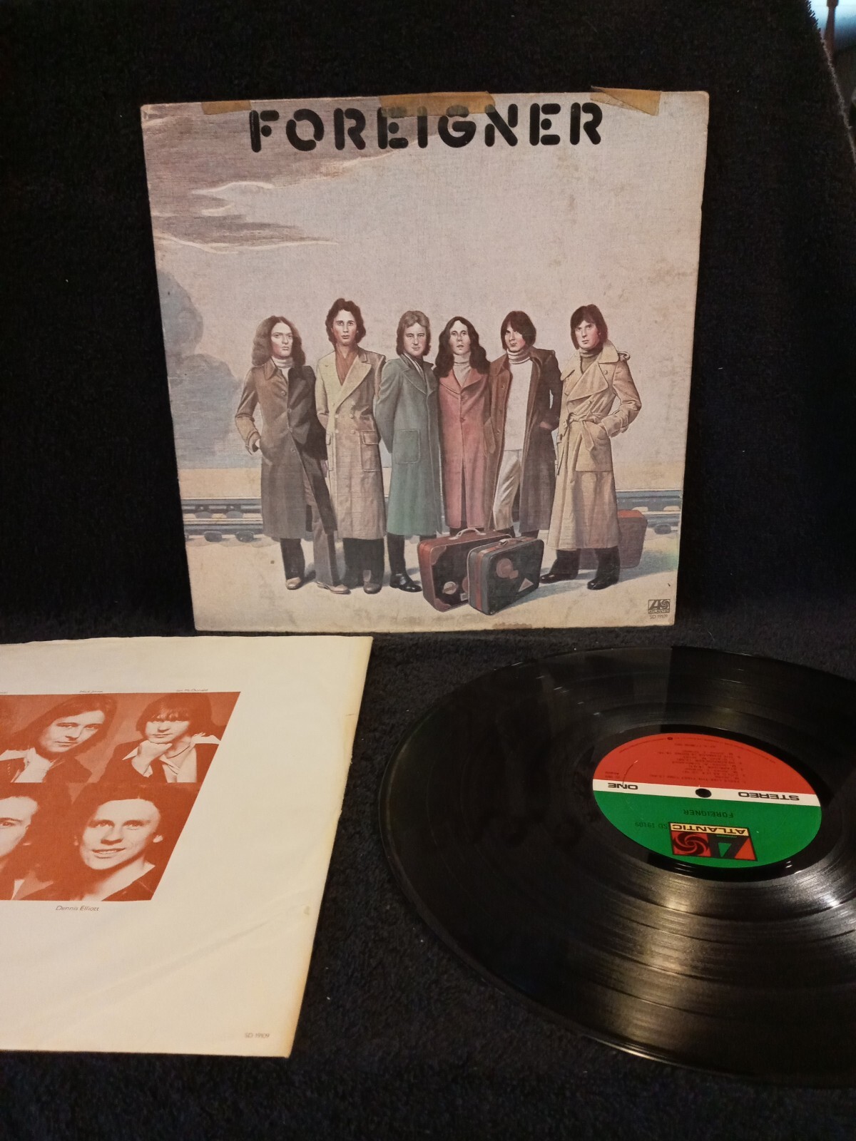 Foreigner LP Self-named SD 19109, 1977 by Atlantic Recording (#2103) | eBay