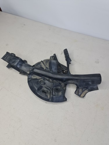 2015-2020 BMW 51-76-8-066-662 BMW 51768066662 Right Engine Hood Sealing ...