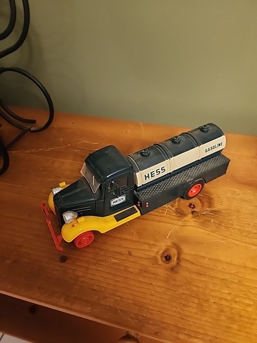 Classic 1980s Hess Gasoline Truck Model Number 10186 | eBay