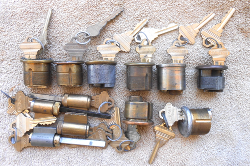 Lot of 12 Lock Cylinders with NO working OEM pair SCHLAGE Factory Keys ...