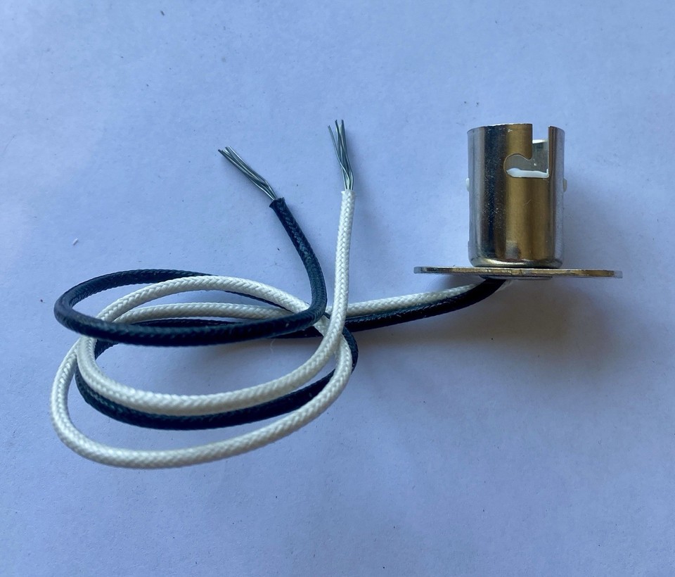 Gunsight Light Bulb base socket Ba15d - Mazda 844 890 WWII Aircraft gun ...