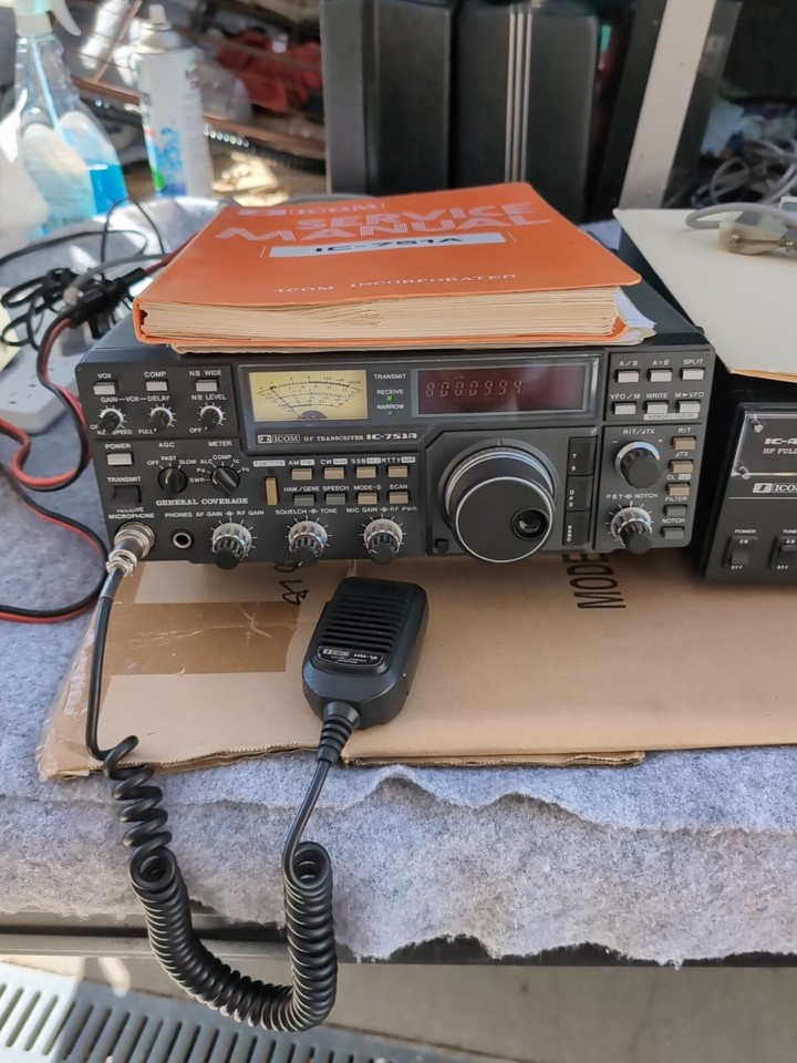 icom hf transceiver Ic-751a With Icom At100 Antenna Tuner With All The ...