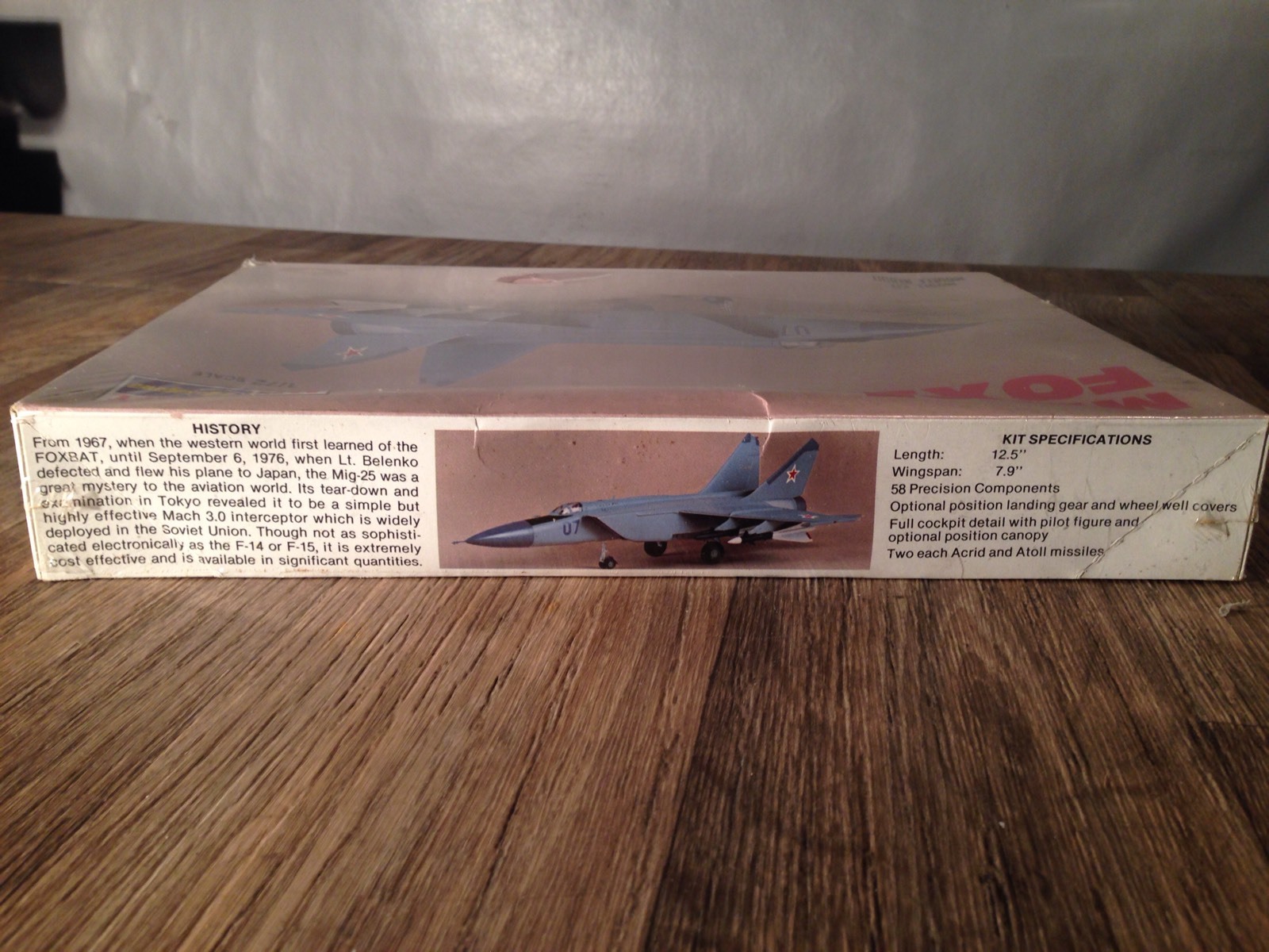 Minicraft Hasegawa MiG-25 Foxbat Model Airplane Kit - 1/72 Scale | eBay