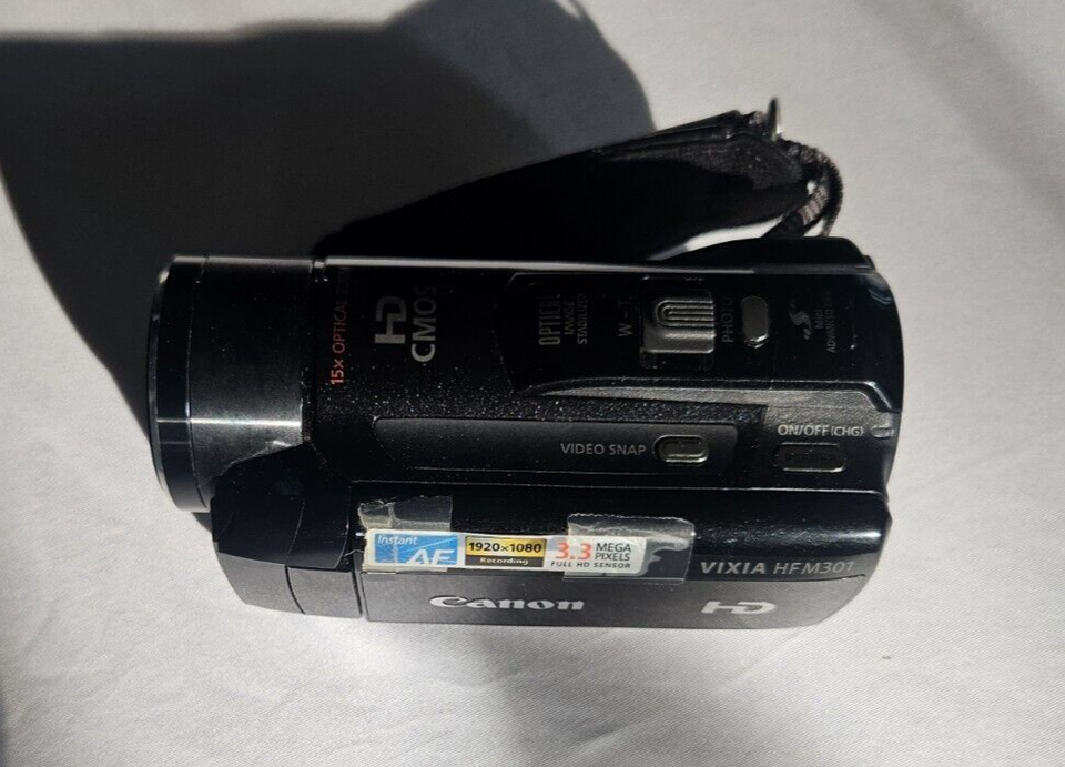 Canon VIXIA HF M301 HD Digital Video Camcorder, & Accessories | eBay