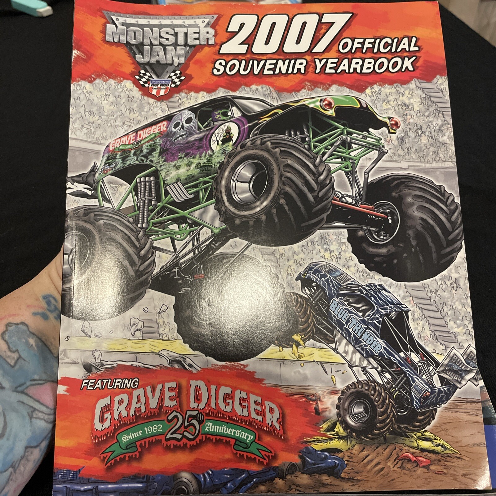 2007 Monster Jam Souvenir Yearbook Grave Digger 25th Anniversary 7 ...