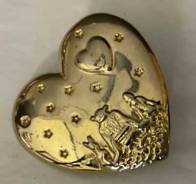 Variety 2002 Dreamworks LLC Signed Pin Brooch Gold Heart Shrek Movie ...