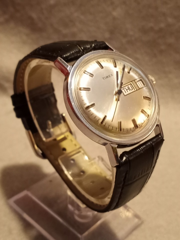 Vintage 1978 Timex Mens Mechanical Day Date Watch 16850-10678 | eBay