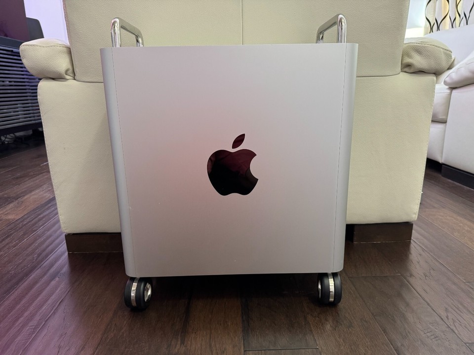 2019 Apple Mac Pro Intel Xeon 16-core 192GB RAM 8TB SSD Radeon Pro ...