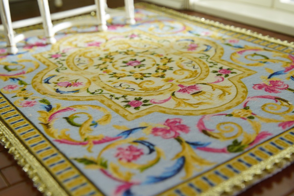1/12 Fine French Swirls Roses Garland Royal Gold Beige Dollhouse Rug | eBay