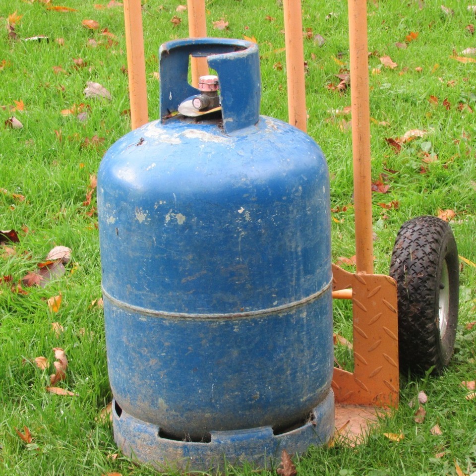 LARGE 16KG CALOR GAS BOTTLE...2/3RDS FULL | eBay UK