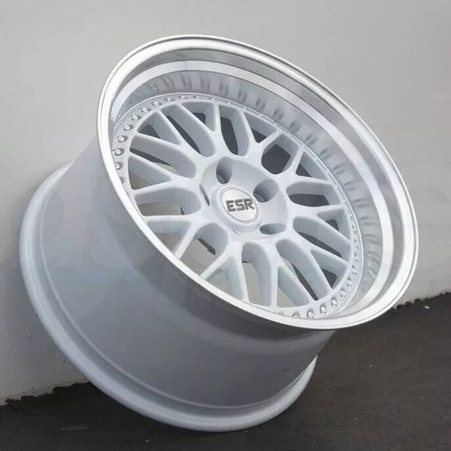 18 Inch ESR SR01 White Deep Dish Wheels 18x10.5 5x114.3 +22 Rims Set 4 ...