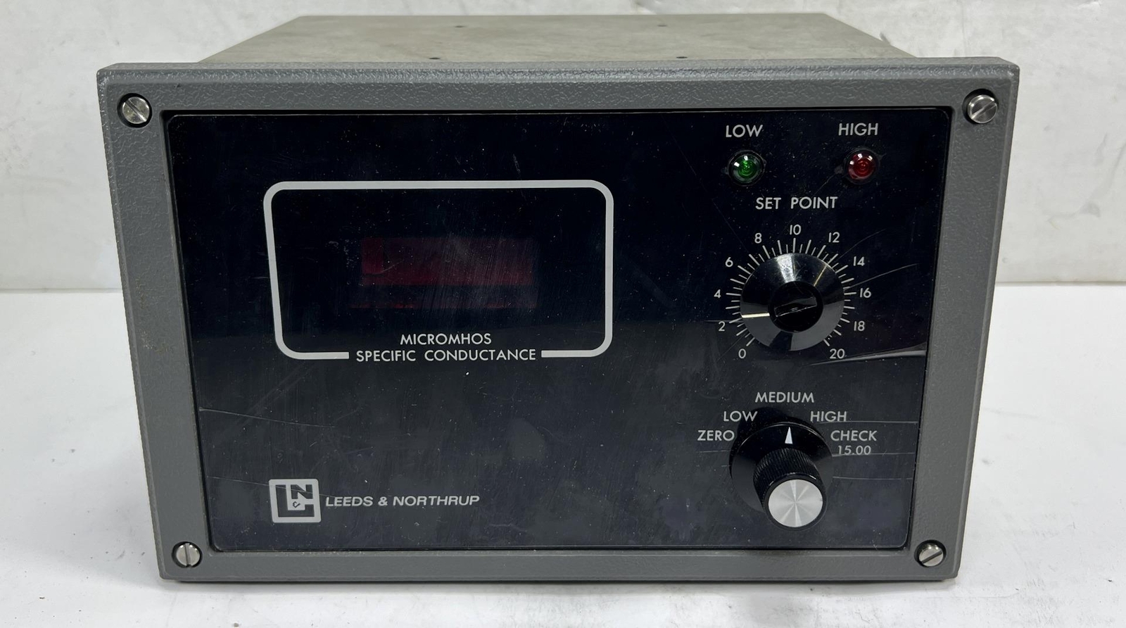 Leeds & Northrup Micromhos Specific Conductance 7076-1-200-120-201-000 ...