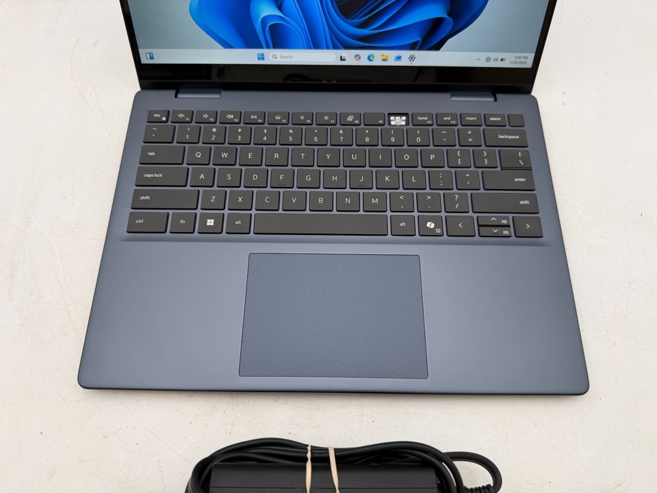 Dell Inspiron 14 7445 2-in-1 14" 512 GB SSD 8 GB RAM Ryzen 5 8640HS Win ...