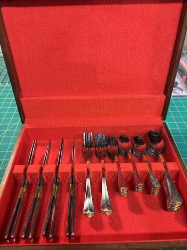 Flatware Set SSI GOLDWORKS 48Pc. ( Service For 8) Gold Accent Stainless ...